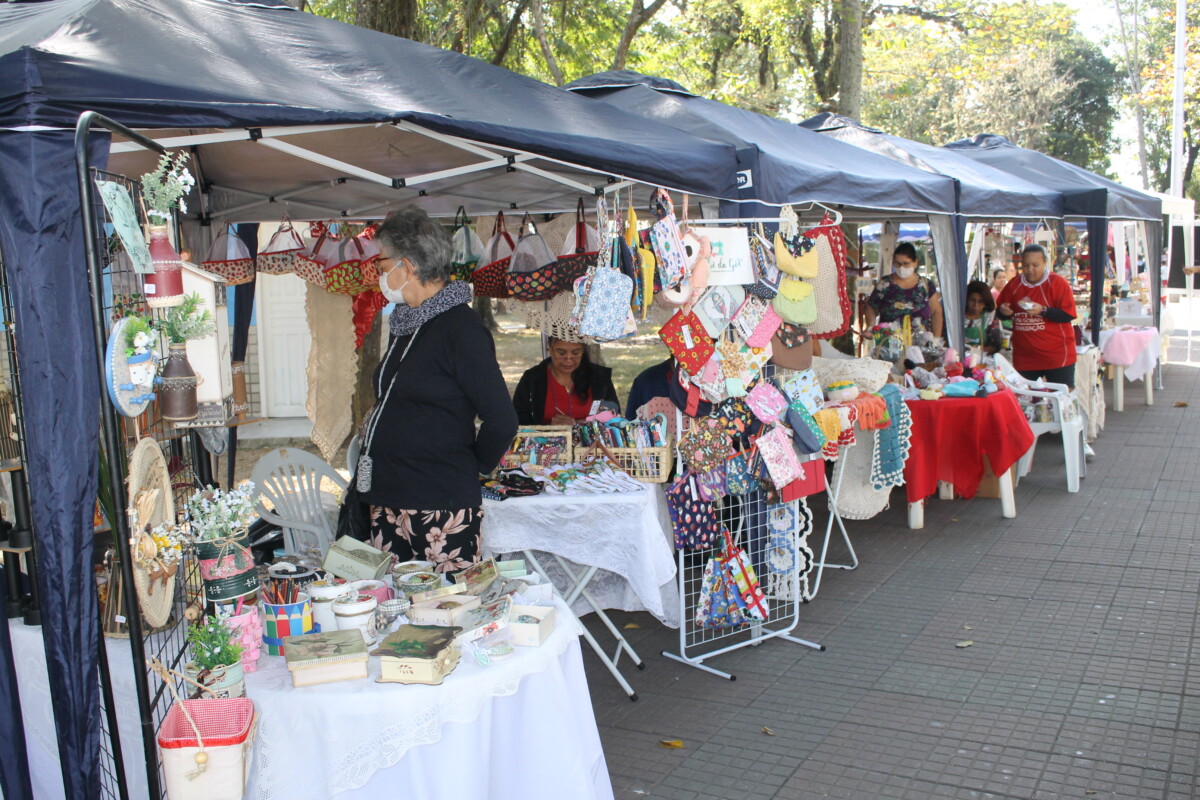 MAIS UMA EDIÇÃO DA FEIRARTE ACONTECE EM QUATIS – Prefeitura Municipal ...
