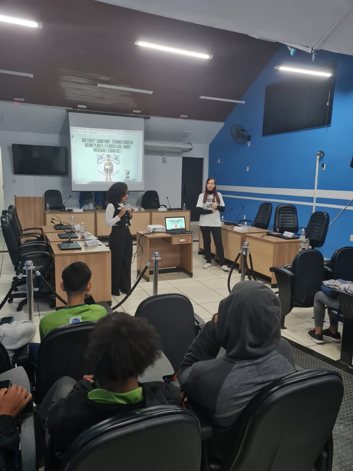 PREFEITURA DE QUATIS PROMOVE PALESTRA SOBRE PLÁSTICOS E MICROPLÁSTICOS ...